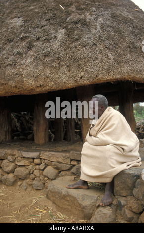 Communal house or mora in Konso village , Southern Ethiopia Stock Photo ...