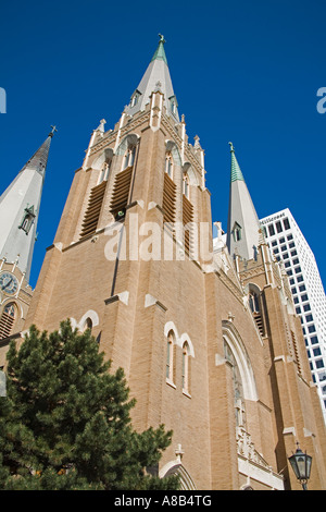 Tulsa Oklahoma USA Holy Family Catholic Cathedral in dawn skyline Stock ...