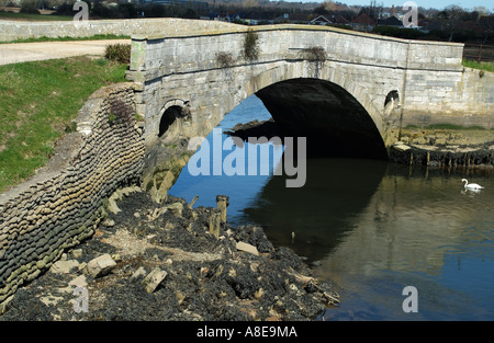 Old Redbridge West Bridge, Totton, Southampton, Hampshire, England ...