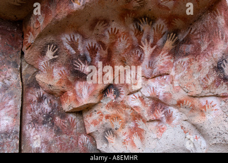 Ancient Hands, Stencil Paintings, Rio Pinturas Canyon, Cave of the ...