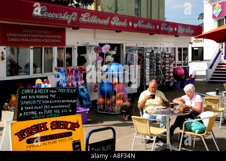 Beachfront cafe on the promenade at Lowestoft Suffolk UK Stock Photo ...