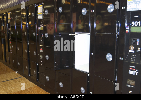 3444 Amsterdam Airport Stock Photo - Alamy