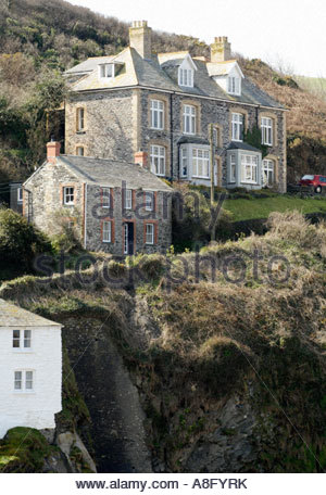 Doc Martins house in the TV show, Port isaac, Cornwall, also known as ...