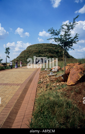 Natural history, Maropeng exhibition centre, Cradle of Humankind ...