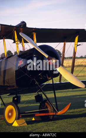 AVRO 504 WW1 VINTAGE BIPLANE FIGHTER AIRCRAFT Stock Photo - Alamy