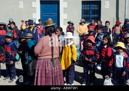 School class on an excursion at Oruro railway station, Bolivia Stock ...