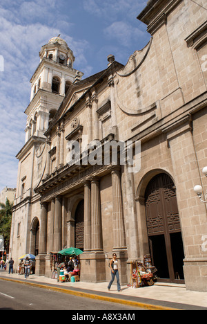 Mexico. Veracruz city, Street scene from the Zocalo Stock Photo - Alamy