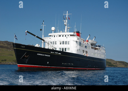 Luxury cruise ship HEBRIDEAN PRINCESS at anchor in Bangor Bay, Northern ...
