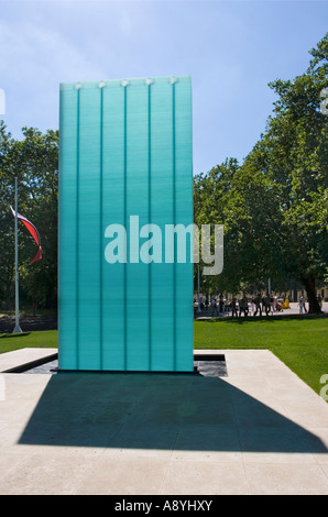 The National Police Memorial designed by Lord Foster and Per Arnoldi ...