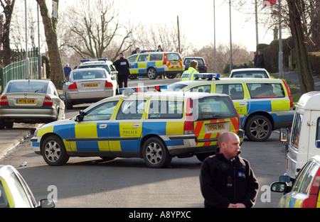 Police Armed Response Units, weapons and equipment in Blackpool, UK ...