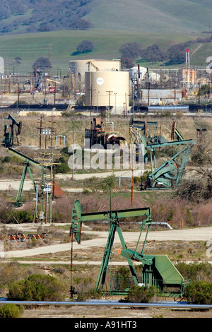 Oil wells and tanks at the San Ardo field along US 101, California ...