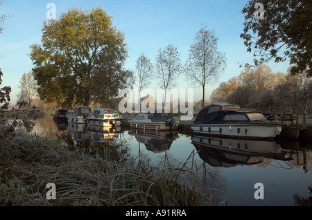 Boats near Hoe Mill Lock on the River Chelmer and Blackwater Navigation ...