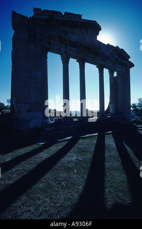 Albania Apollonia the temple at the archaeological site Stock Photo - Alamy