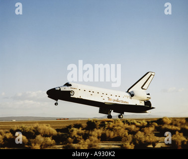STS-31, Space Shuttle Discovery Launch, 1990 Stock Photo - Alamy