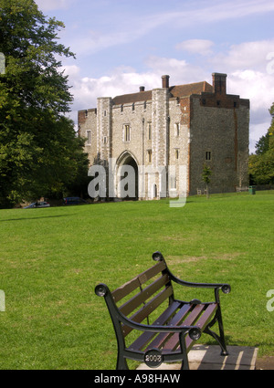 Summer, the Abbey Gatehouse at St Albans Cathedral, St Albans City ...