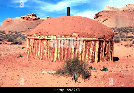 Navajo hogan, traditional dwelling and ceremonial structure, Monument ...