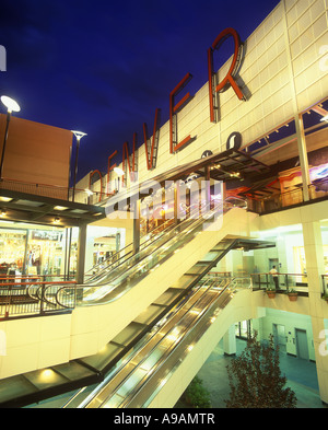 DENVER PAVILIONS SHOPPING MALL SIXTEENTH STREET PROMENADE DENVER ...
