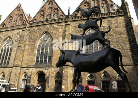 Bremer Musicians Stadtmusikanten am Marktplatz Donkey dog cat chicken ...