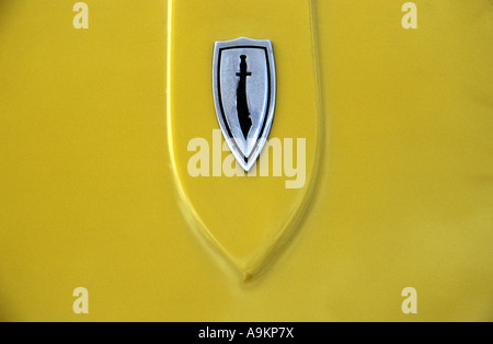 Reliant Scimitar. English car manufacturer 1934 on. Reliant auto badge ...