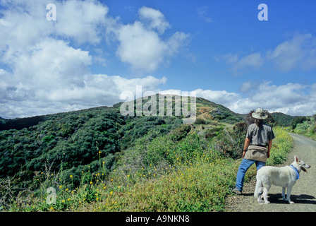 White German Shepherd at Westridge-Canyonback Wilderness Park in ...