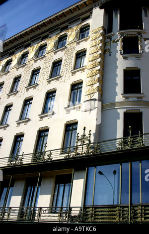 Art Deco motifs on building parapet, Wellington, North Island, New ...