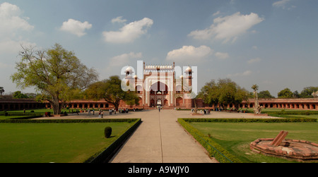 Main entrace gate to the Taj Mahal Agra Uttar Pradesh India Stock Photo ...