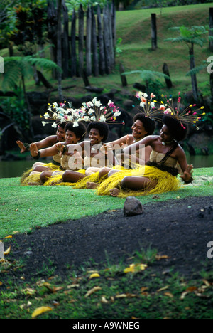 DANCE THEATER OF FIJI PACIFIC HARBOUR DEUBA FIJI Stock Photo - Alamy