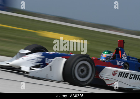 Darren Manning races his Walker Racing Reynard Ford Cosworth at the ...