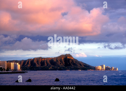 Waikiki Beach and Diamond Head Volcanic Crater Honolulu Oahu Pacific ...