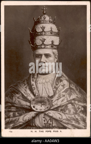 Papal Tiara - Pope Pius X Stock Photo - Alamy
