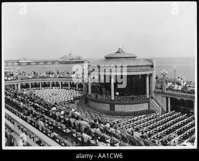 1950s, historical, band gathers in street before the parade, Sheffield ...