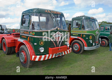 A Maudslay Mogul lorry at a gathering of vintage vehicles Stock Photo ...