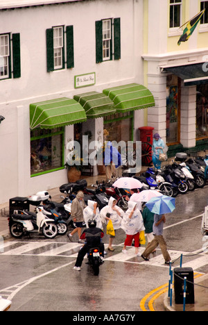 Bermuda Hamilton tourists downtown rain rainy day Stock Photo - Alamy