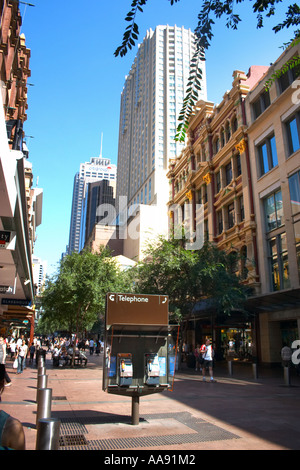 Sydney city centre, pedestrianised shopping area Pitt street with shops ...
