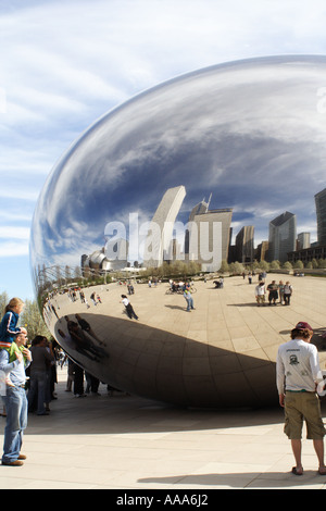Millenium Park Giant Bean Stock Photo - Alamy