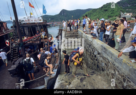 Vietnam, Cat Ba Island, Ben Beo harbor Stock Photo - Alamy