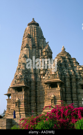 Chandella dynasty temple, Khajuraho, Madhya Pradesh, India Stock Photo ...