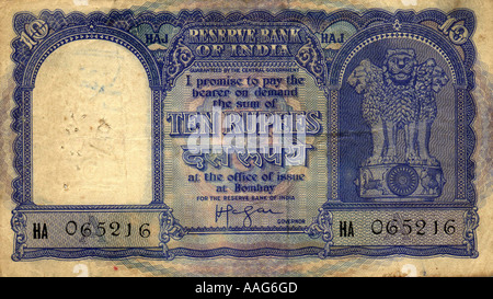 Old Indian legal bank notes Stock Photo - Alamy