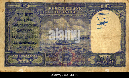 Old Indian legal bank notes Stock Photo - Alamy