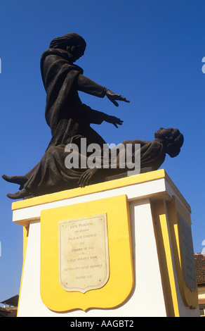 INDIA, Goa, Panaji: Statue of Abbe Faria, Goan Hypnotist, and his ...