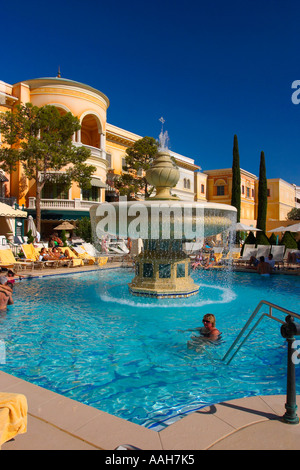 The swimming pools at the Bellagio Hotel, Las Vegas USA Stock Photo ...