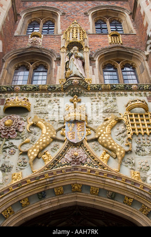 The entrance to Jesus College, Cambridge, England, featuring grand ...