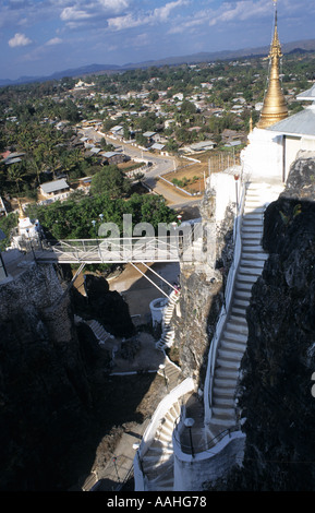Split Rock Pagoda Loikaw Myanmar Stock Photo - Alamy