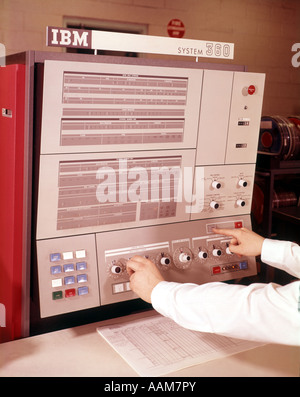 1960s CONTROL PANEL OF IBM 360 DATA SYSTEM COMPUTERS Stock Photo - Alamy