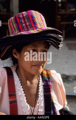 Peruvian Indian Seller Machupicchu Peru LA002709 Stock Photo - Alamy