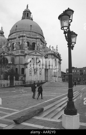 Chiesa di Santa Maria della Pietà in Calascio, abruzzo Stock Photo - Alamy