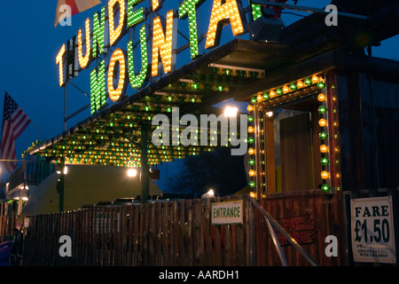 Travelling funfair in Springhead Park Rothwell Leeds Stock Photo - Alamy