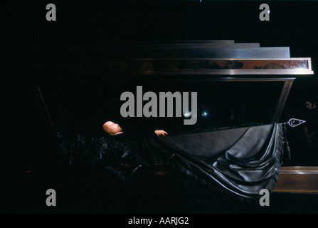 MUMMIFIED LENIN THE MUMMIFIED BODY OF LENIN LYING INSIDE THE MAUSOLEUM ...