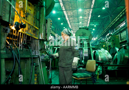 LADA FACTORY LARGEST CAR FACTORY BUILT 1970 WITH FIAT HELP ...
