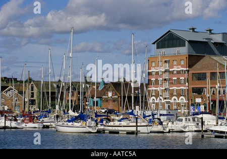 river orwell wet dock historic waterfront regeneration Ipswich town ...